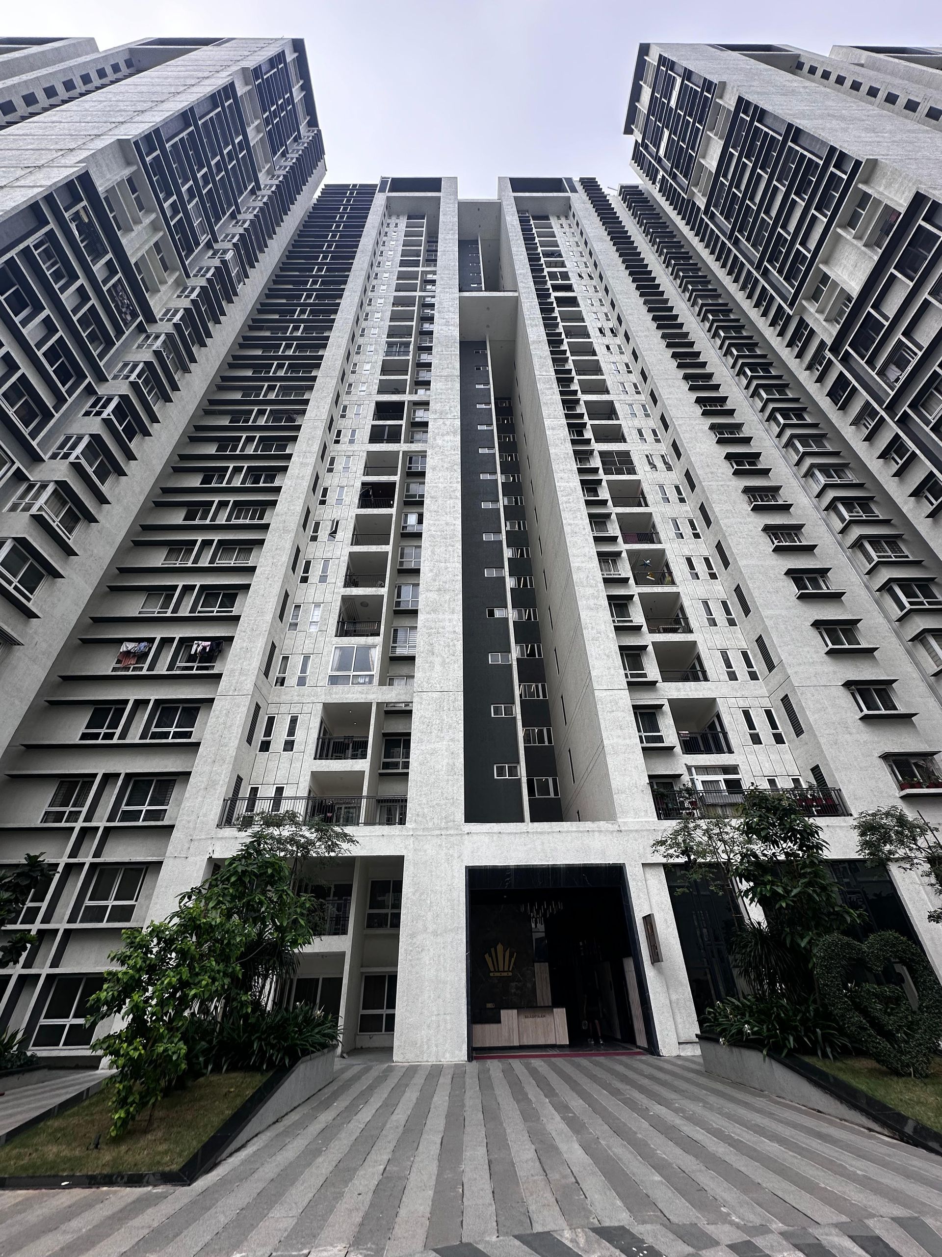 Luxury Apartments in Koyambedu - Crown Residences | Baashyaam Group